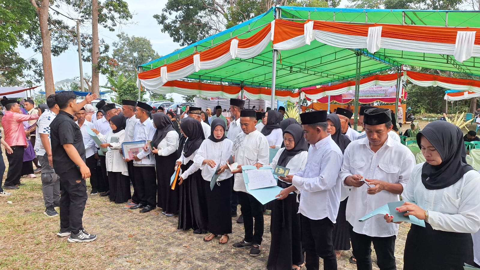 PENGADILAN AGAMA LIMBOTO SUKSES GELAR WISATA ISBAT TERPADU YANG ...